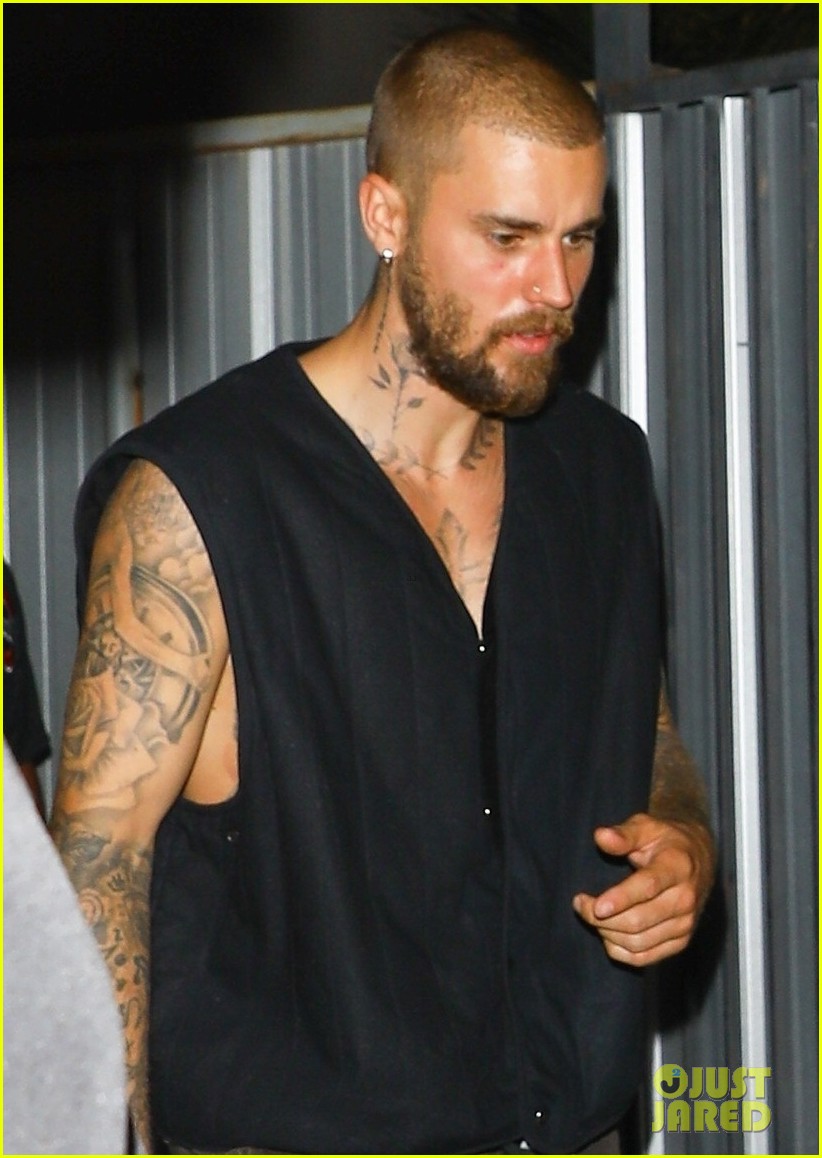 Justin Bieber Shows Off Tattooed Arms as He Steps Out for Evening ...