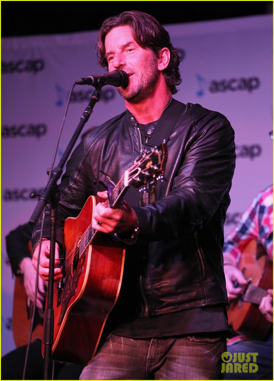 Brett James Dead - Grammy Winner Dies in Plane Crash at 57: Photo ...