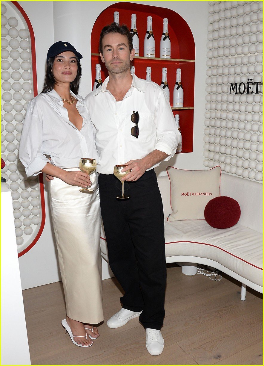 Chace Crawford & Girlfriend Kelsey Merritt Enjoy a Tennis Date at U.S ...