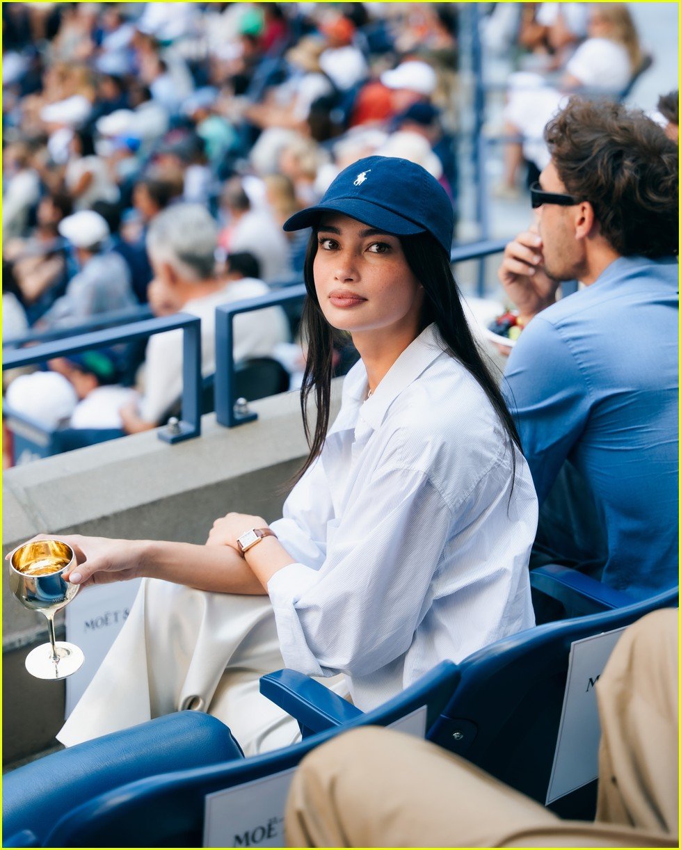 Chace Crawford & Girlfriend Kelsey Merritt Enjoy a Tennis Date at U.S ...