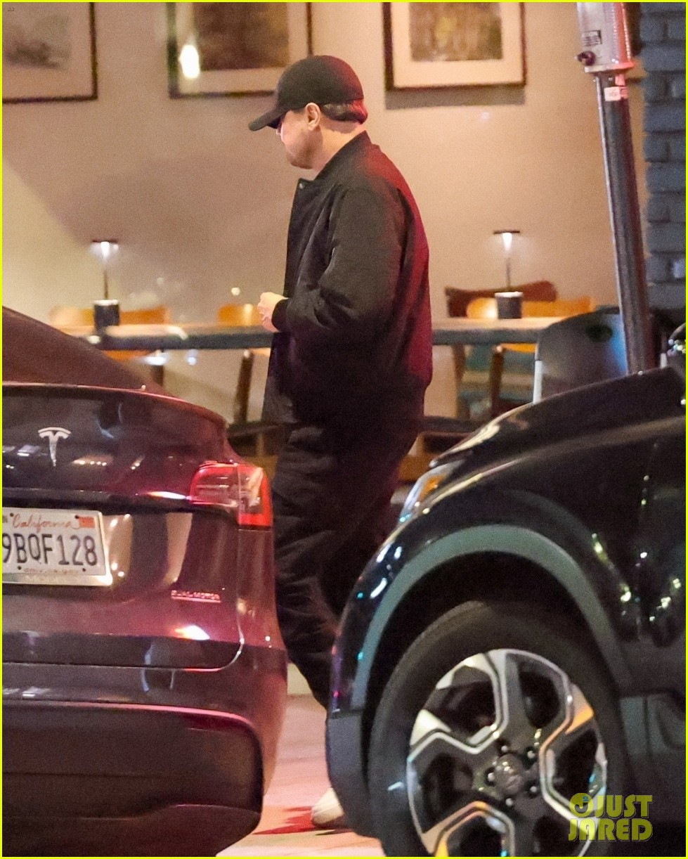 BFFs Leonardo DiCaprio & Tobey Maguire Spotted Getting Dinner with Rock ...