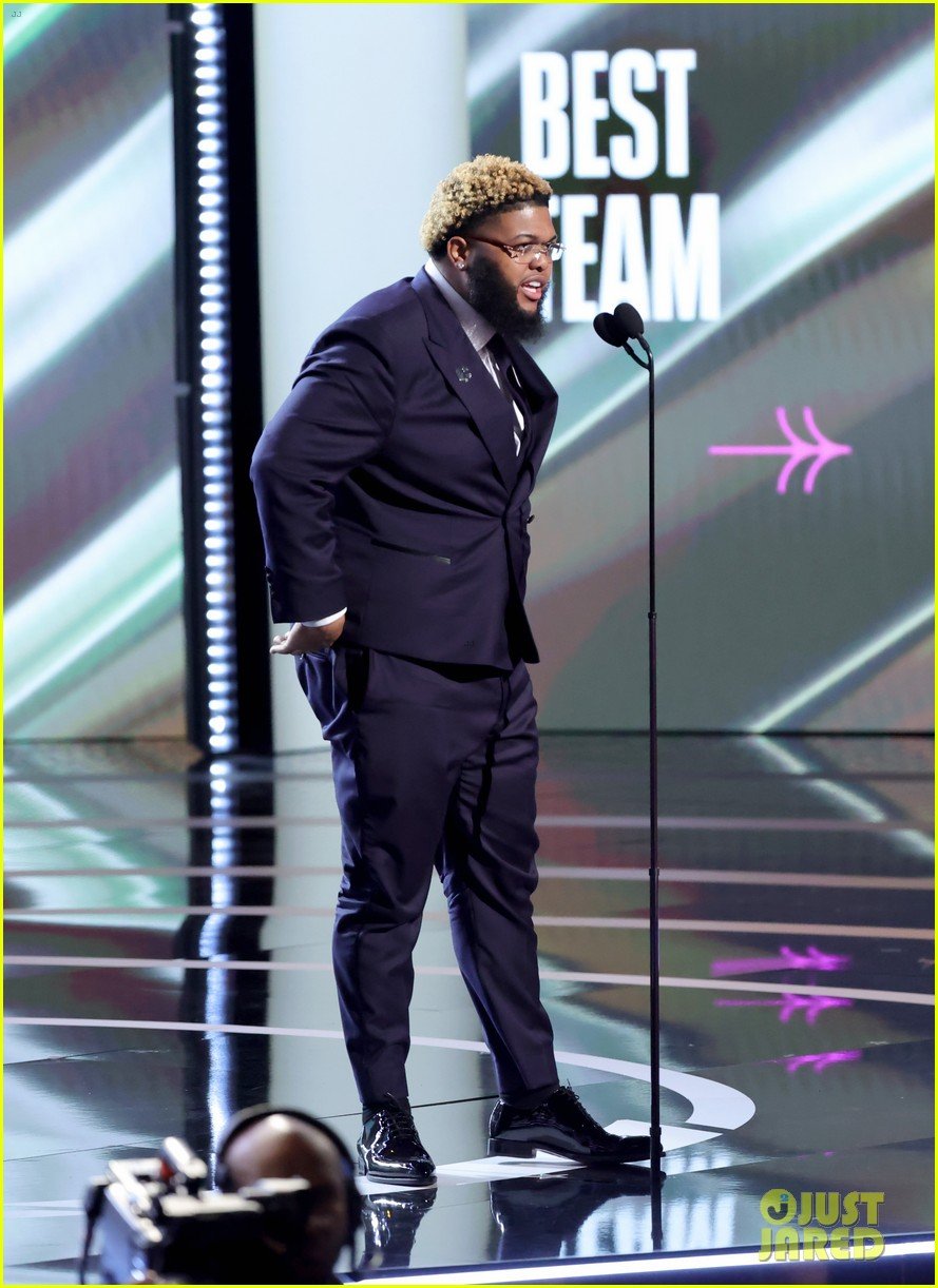 Druski Goes Viral for 'Whiteface' Skit at NASCAR Race, Covering His ...