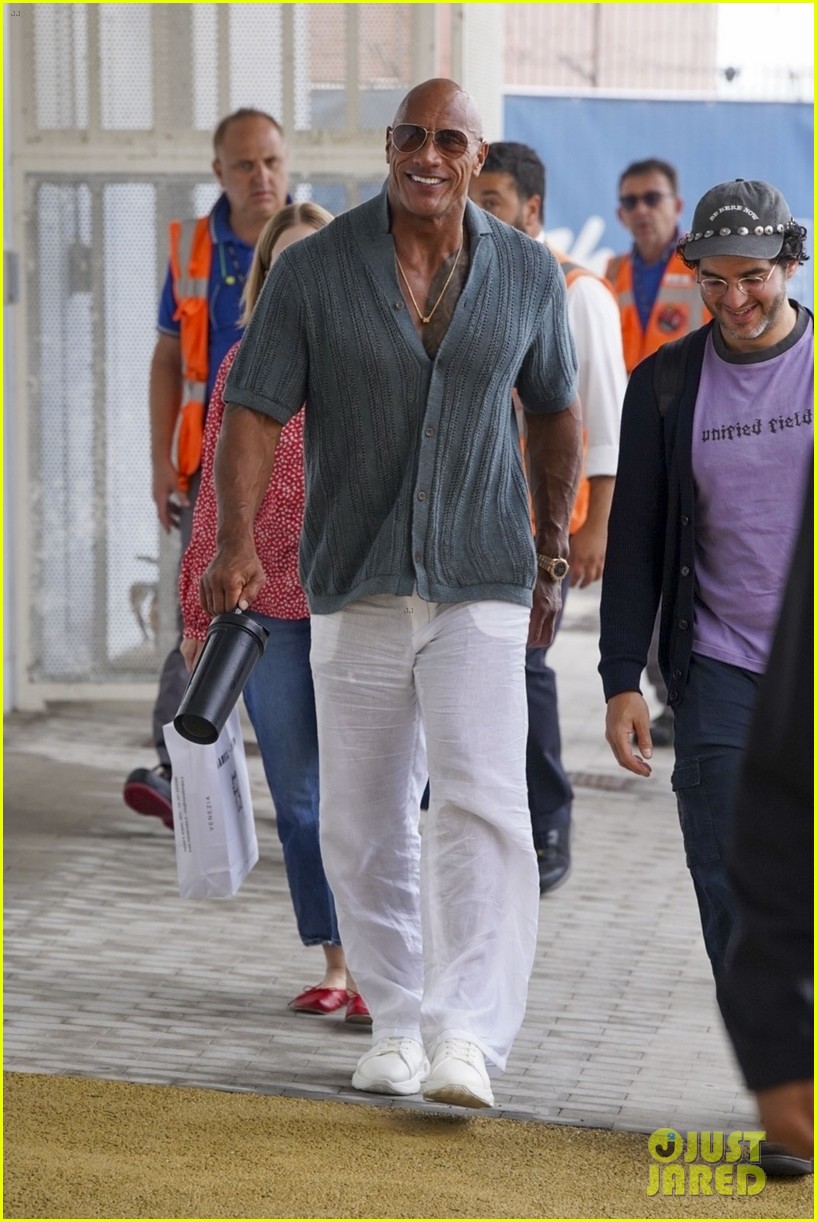 Dwayne Johnson Talks 'Transformation' Amid Speculation About His Weight Loss at Venice Film ...