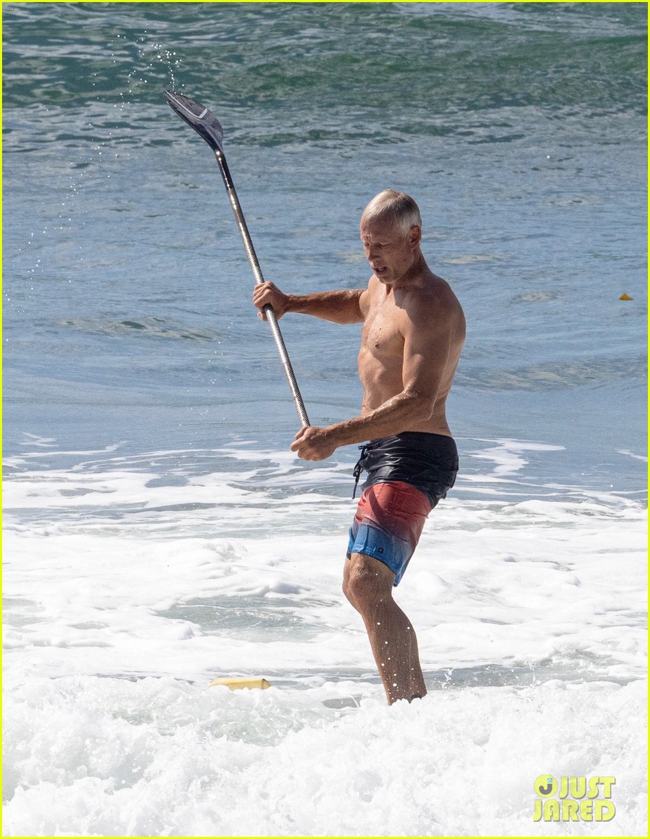 Jessica Simpson's Ex Eric Johnson Spotted Going Shirtless for Paddle ...
