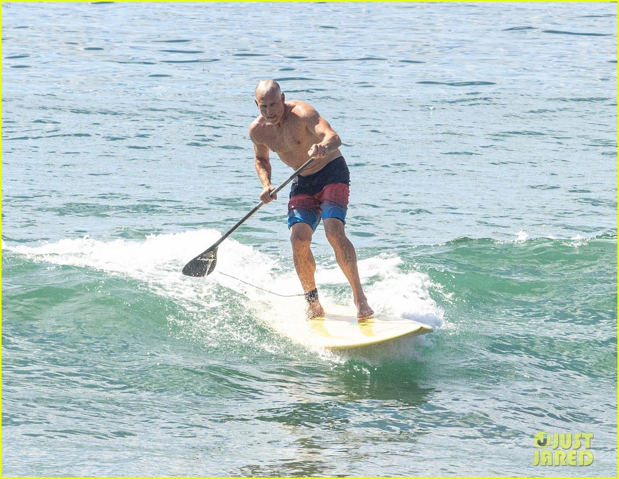 Jessica Simpson's Ex Eric Johnson Spotted Going Shirtless for Paddle ...