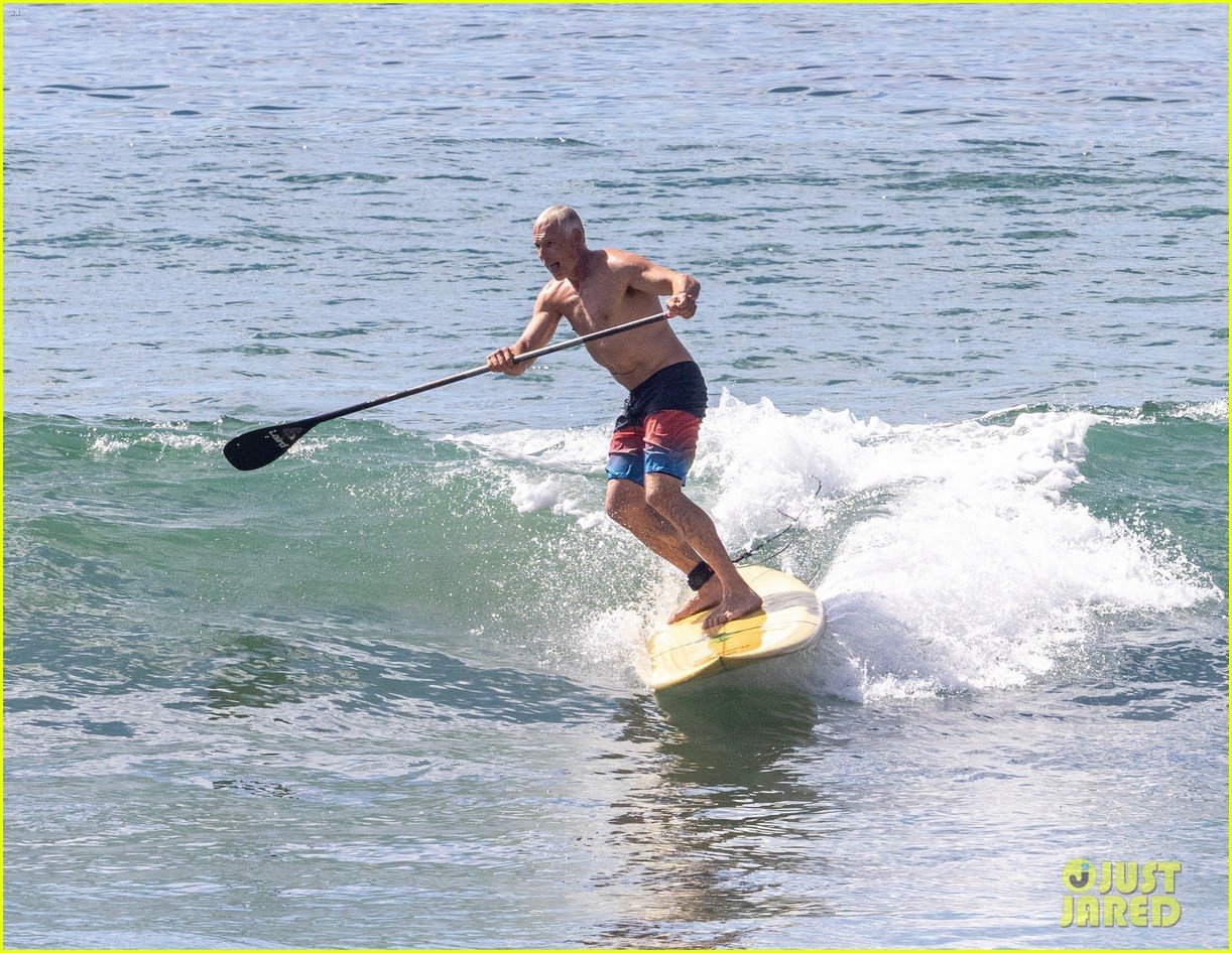 Jessica Simpson's Ex Eric Johnson Spotted Going Shirtless for Paddle ...