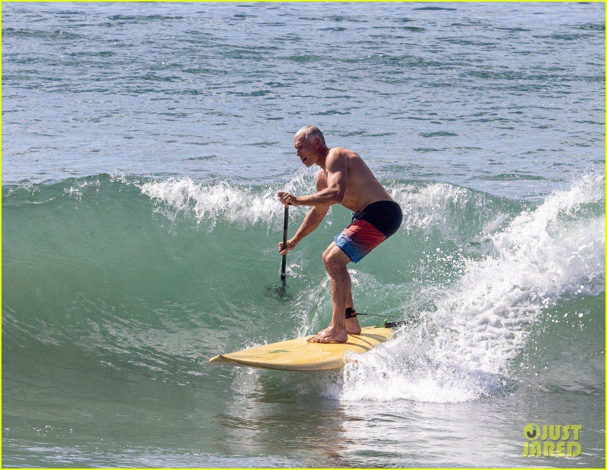 Jessica Simpson's Ex Eric Johnson Spotted Going Shirtless for Paddle ...