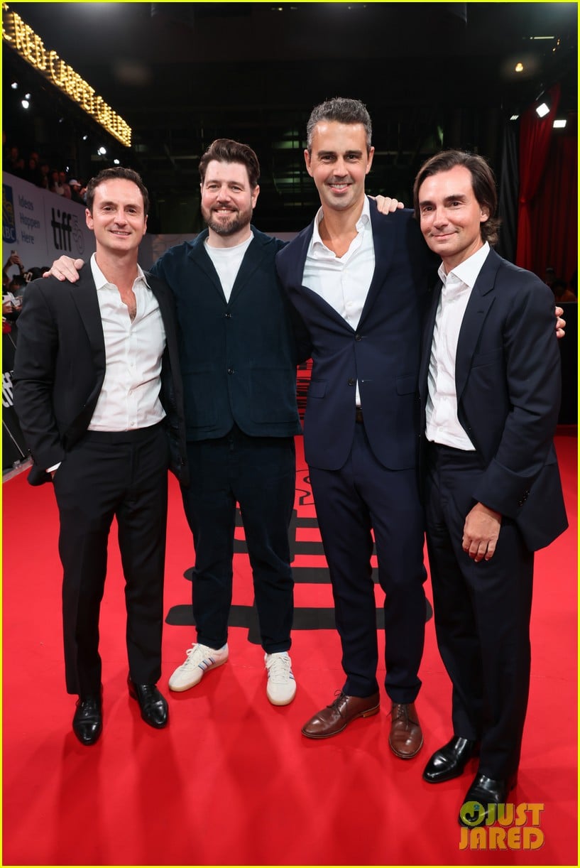 Callum Turner, Elizabeth Olsen, & Miles Teller Premiere New Movie ...