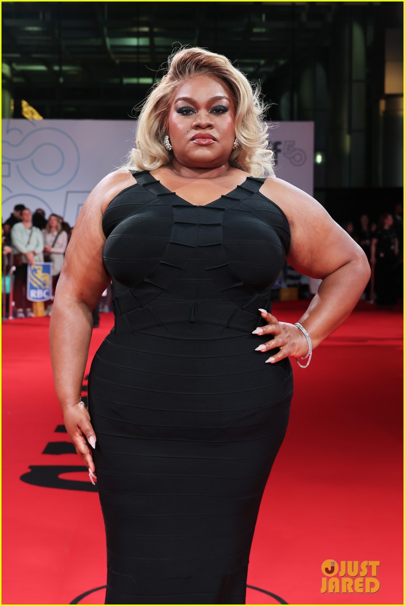 Callum Turner, Elizabeth Olsen, & Miles Teller Premiere New Movie ...