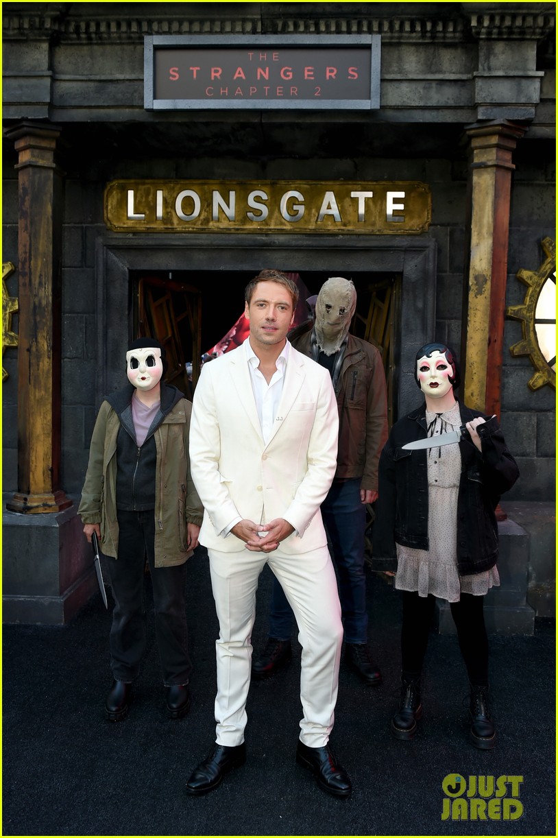 Froy Gutierrez & Zane Phillips Make Rare Red Carpet Appearance at 'The ...