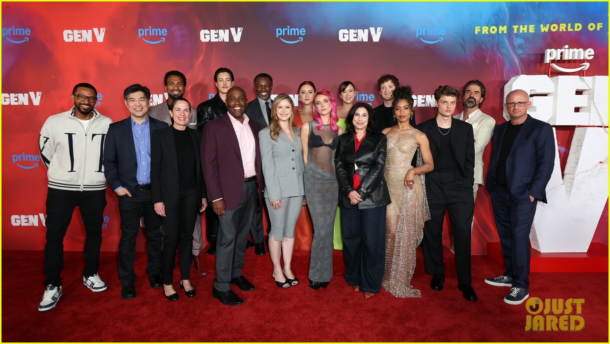 London Thor Shows Off Baby Bump at 'Gen V' Season 2 Premiere With Jaz ...