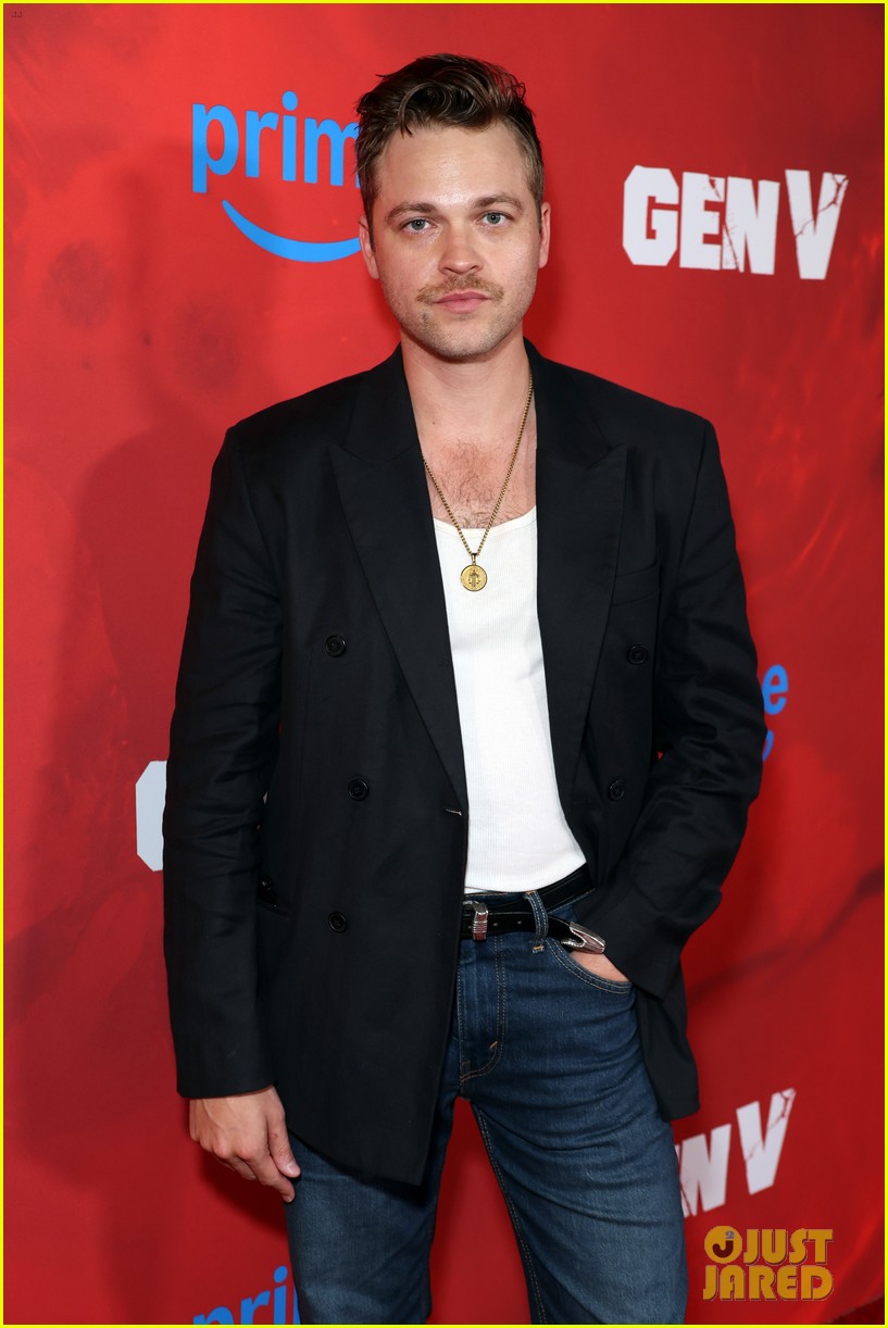 London Thor Shows Off Baby Bump at 'Gen V' Season 2 Premiere With Jaz ...