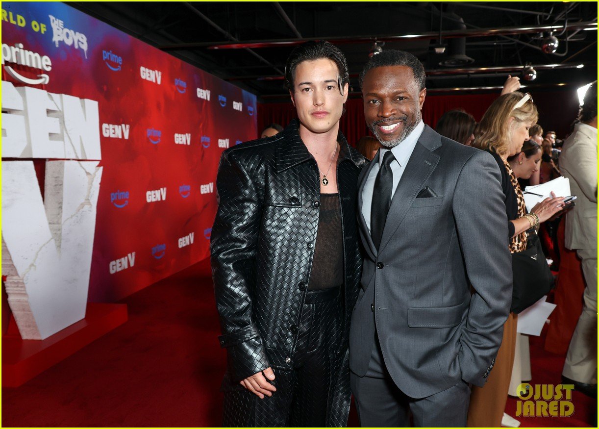 London Thor Shows Off Baby Bump at 'Gen V' Season 2 Premiere With Jaz ...