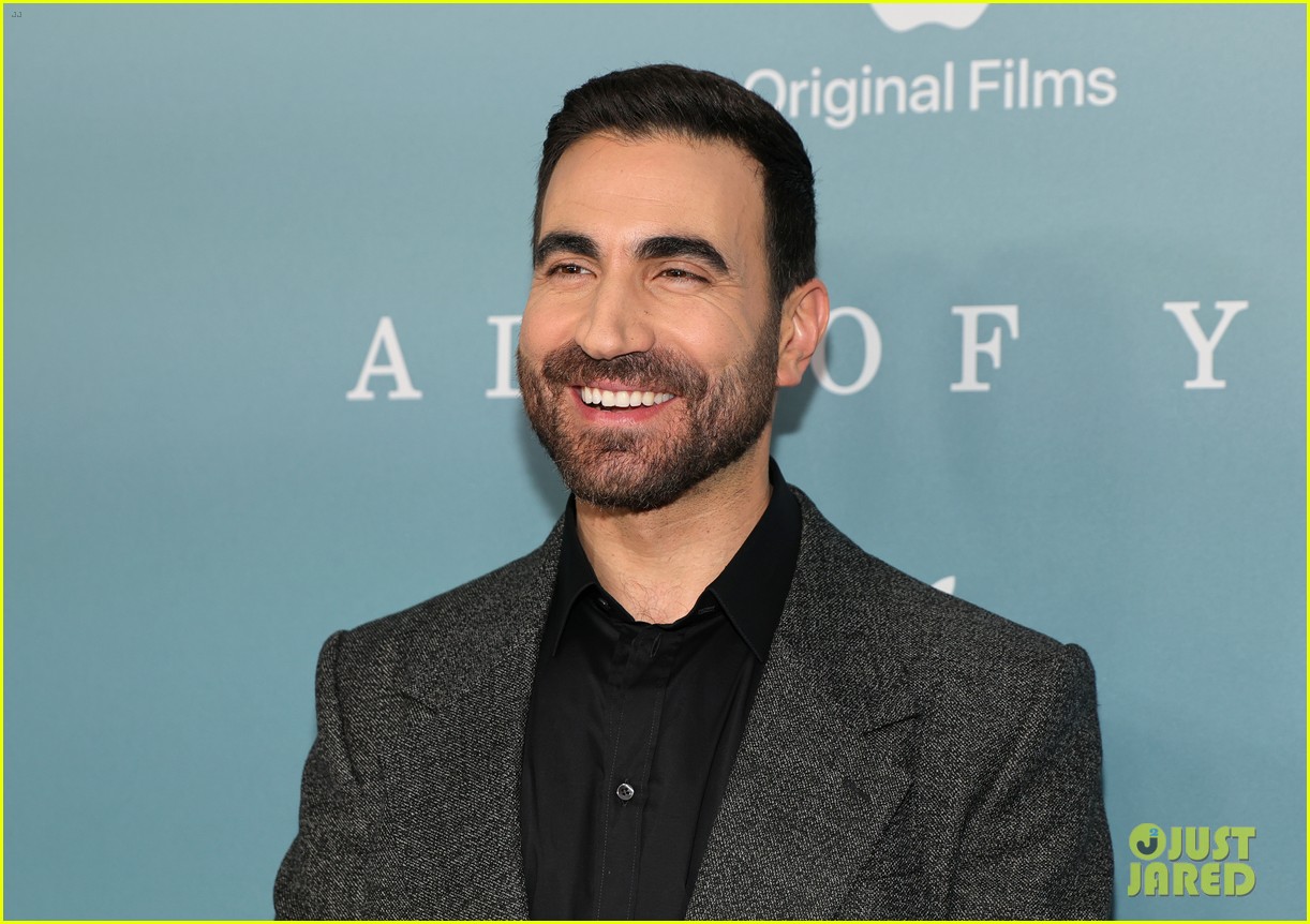 Brett Goldstein & Imogen Poots Step Out for 'All of You' Premiere in ...