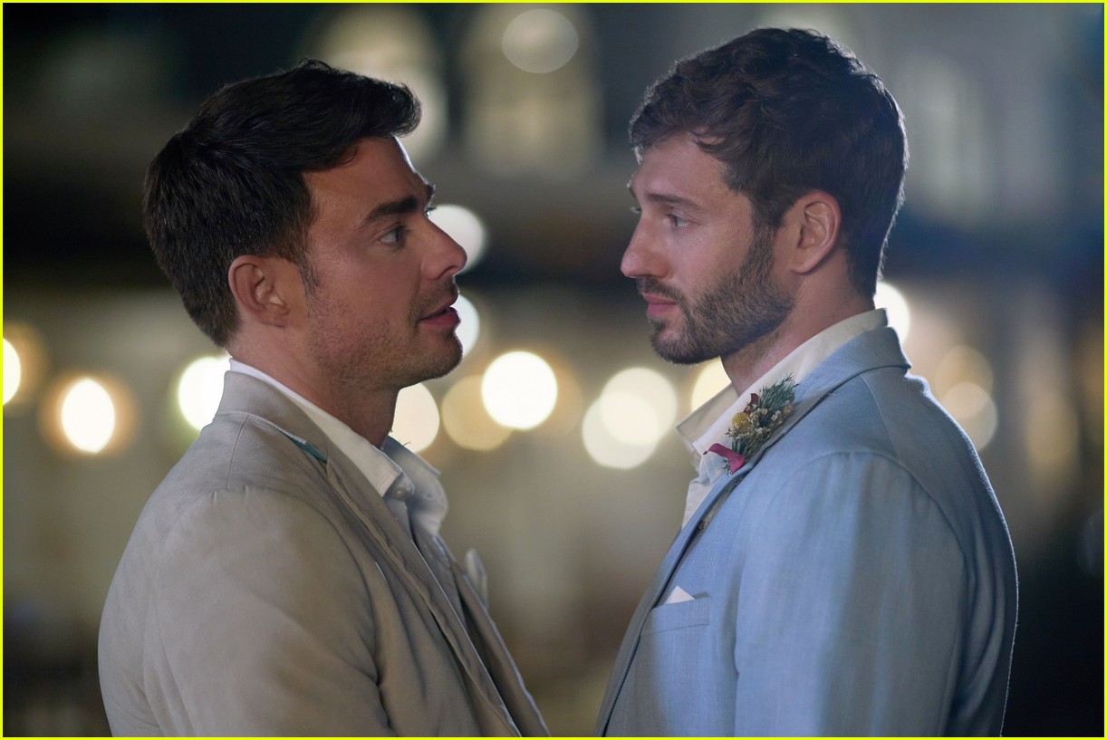 Jonathan Bennett's 'Groomsmen' Movie Is Making Hallmark Channel History with the Network's First ...