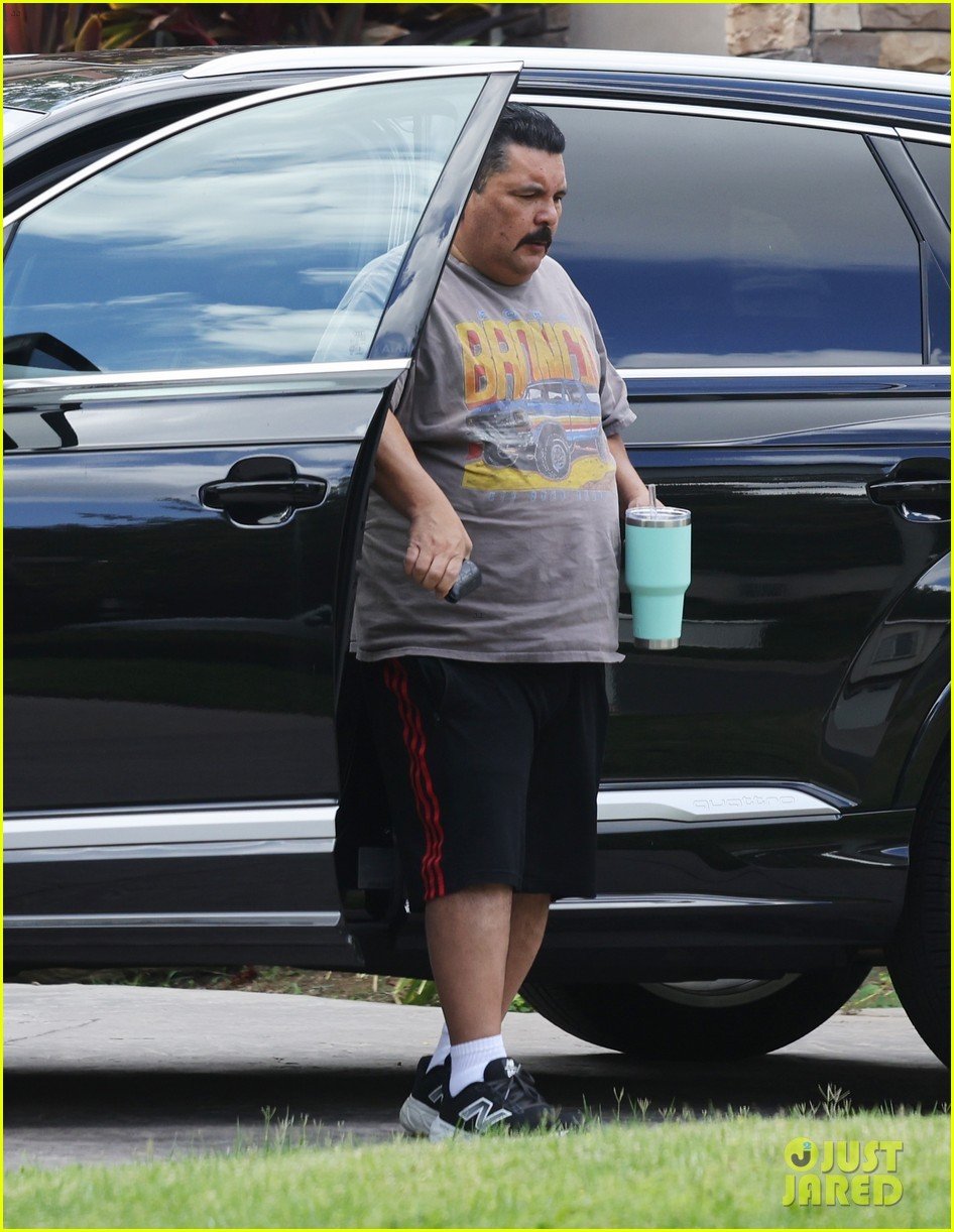 Jimmy Kimmel's Sidekick Guillermo Rodriguez Runs Errands in L.A. Amid ...