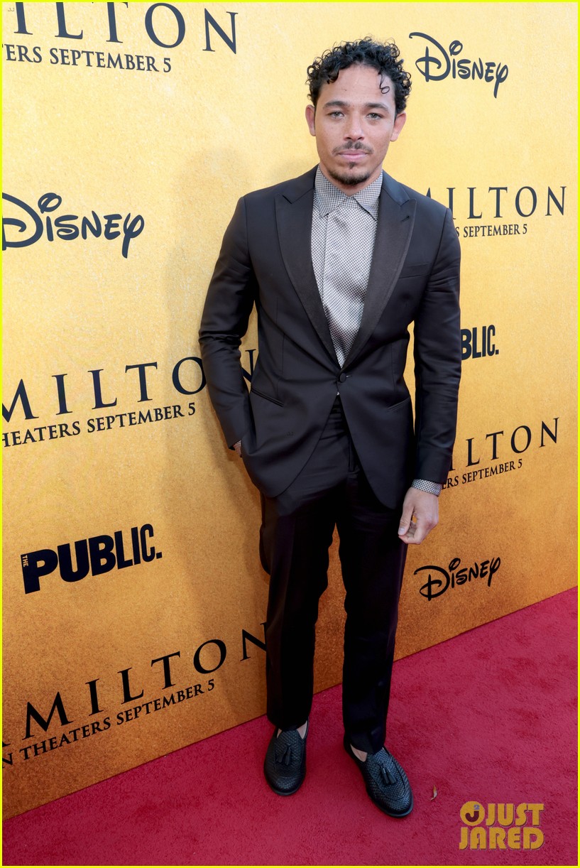 Lin-Manuel Miranda Reunites with Original 'Hamilton' Cast Again to ...