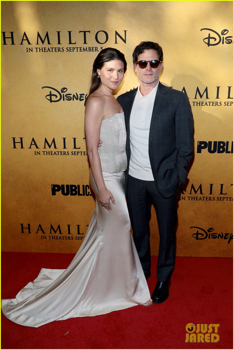 Lin-Manuel Miranda Reunites with Original 'Hamilton' Cast Again to ...