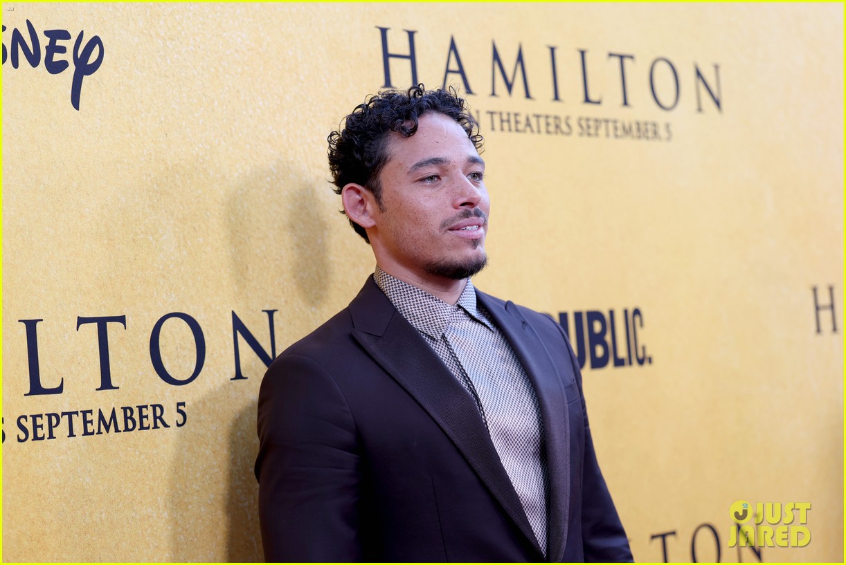 Lin-Manuel Miranda Reunites with Original 'Hamilton' Cast Again to ...