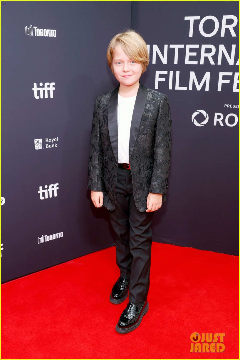 Paul Mescal & Jessie Buckley Premiere New Movie 'Hamnet' at TIFF 2025 ...