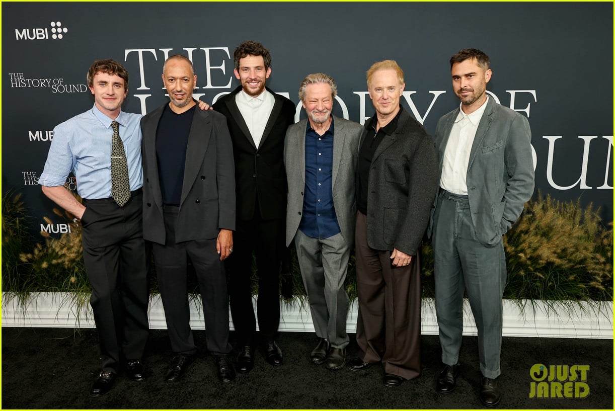 Paul Mescal & Josh O'Connor Attend Premiere for Their Gay Romance Movie ...