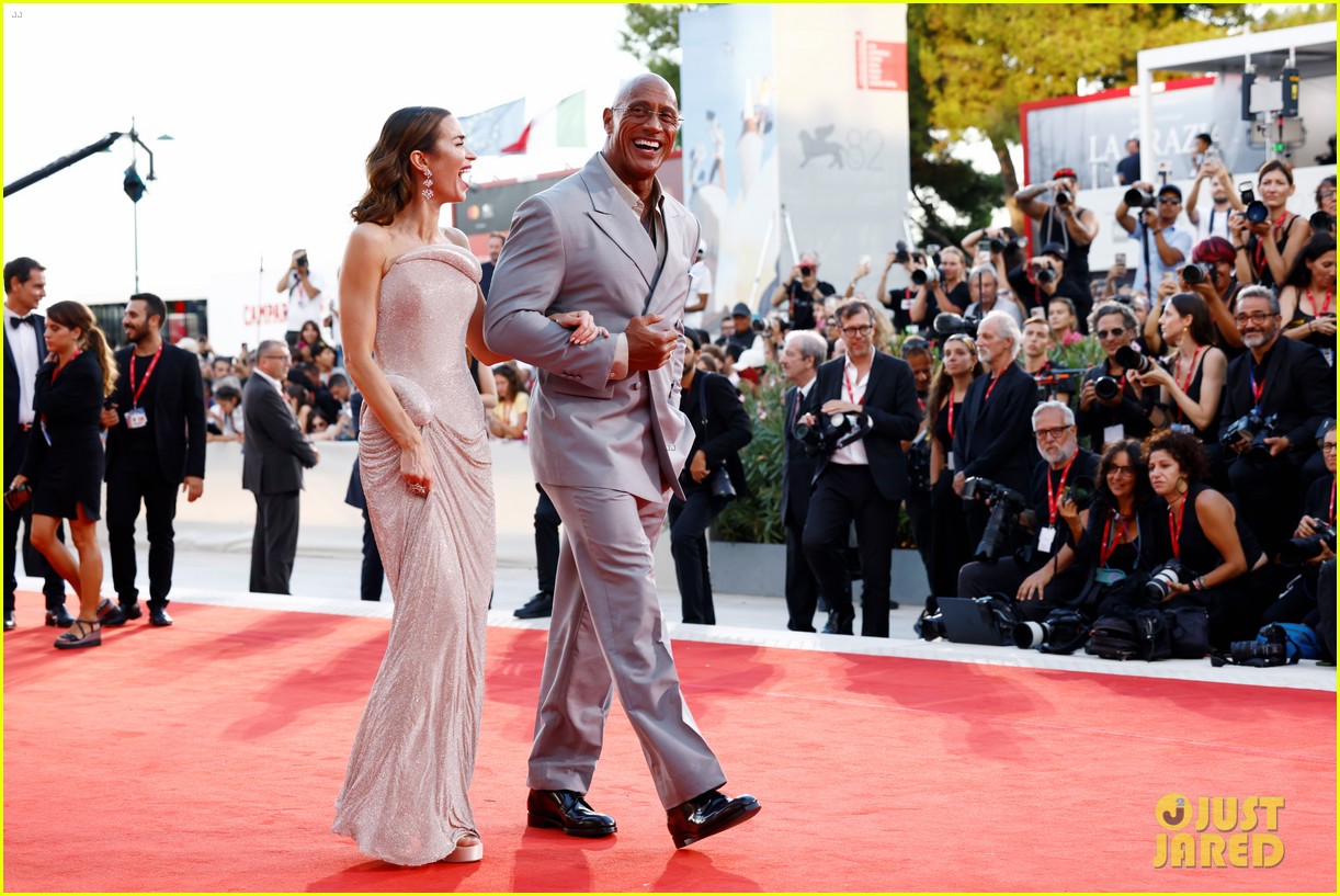 Emily Blunt & Dwayne 'The Rock' Johnson Reunite for 'The Smashing ...