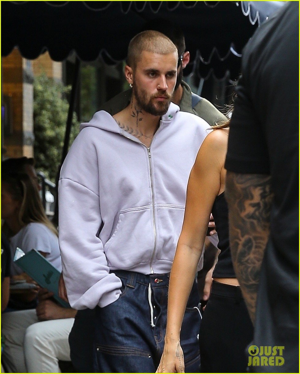 Justin Bieber References Relationship with Wife Hailey Bieber On 'SWAG ...