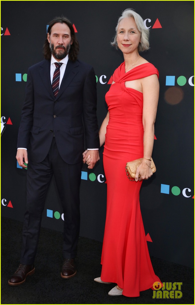 Keanu Reeves' Rep Shuts Down Marriage Rumors After Viral Social Media ...