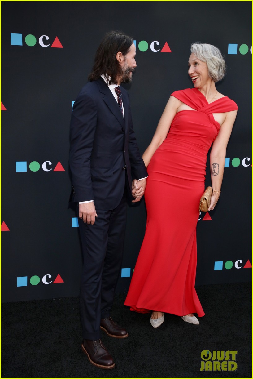 Keanu Reeves' Rep Shuts Down Marriage Rumors After Viral Social Media ...