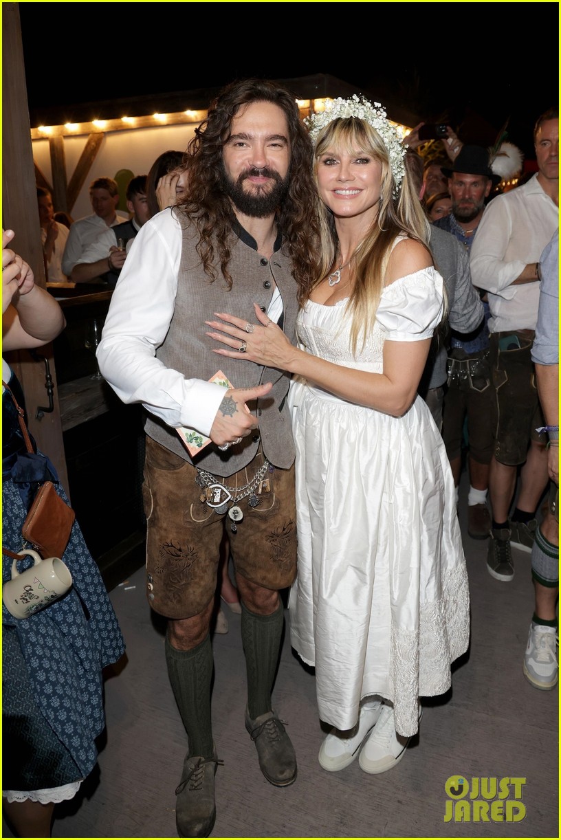 Heidi Klum Goes Pretty in Flower Crown for Oktoberfest with Husband Tom ...