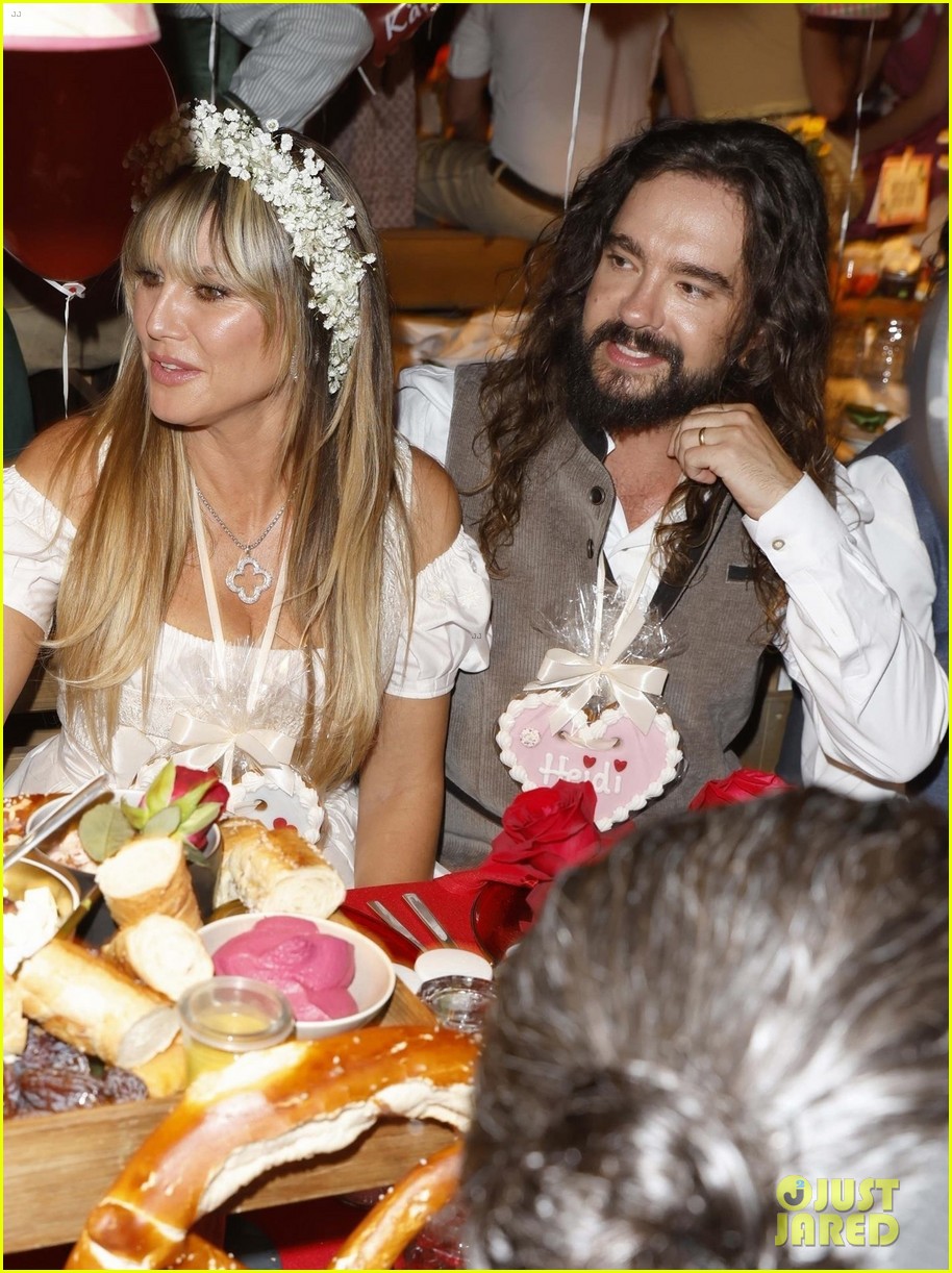 Heidi Klum Goes Pretty in Flower Crown for Oktoberfest with Husband Tom ...