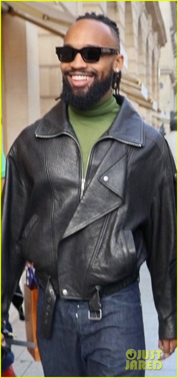 Madonna & Boyfriend Akeem Morris Enjoy Parisian Stroll During Paris Fashion Week: Photo 5209644 ...