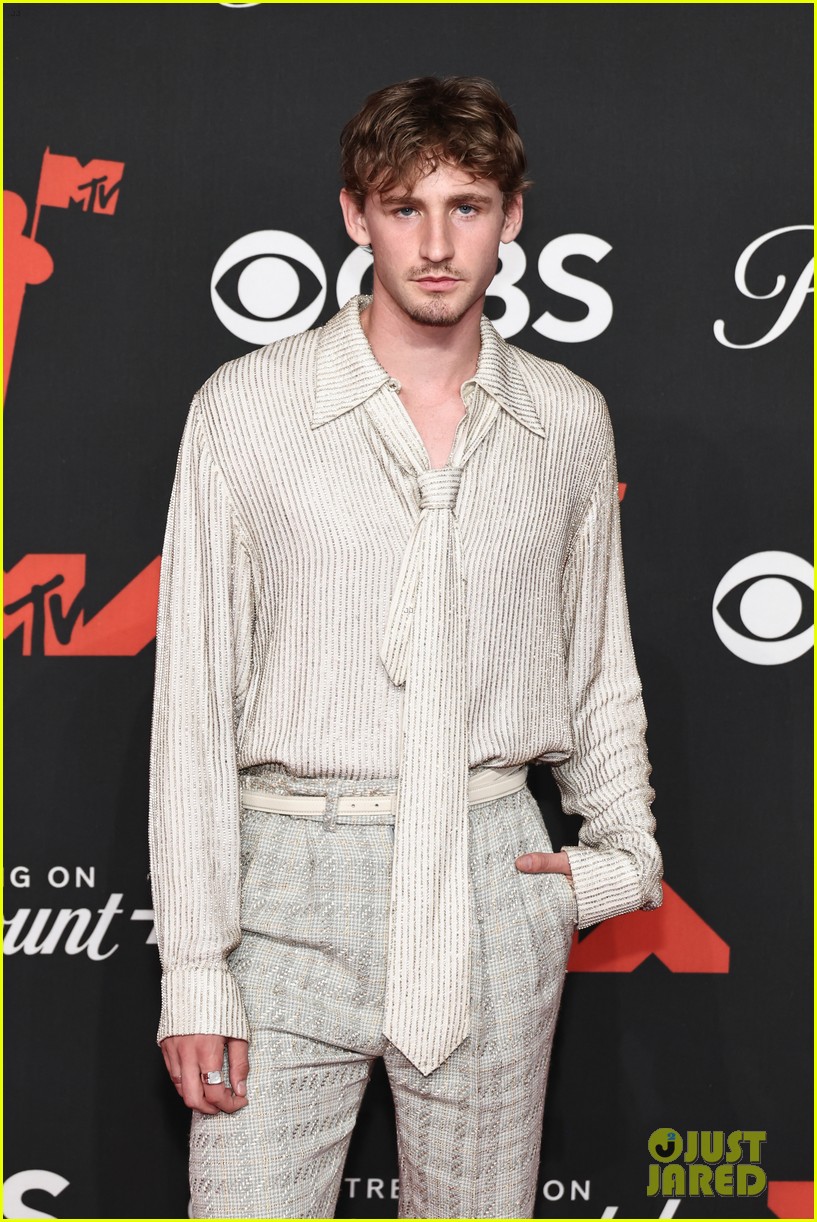 Will Ferrell's Son Magnus Ferrell Attends First Awards Show as a Solo ...