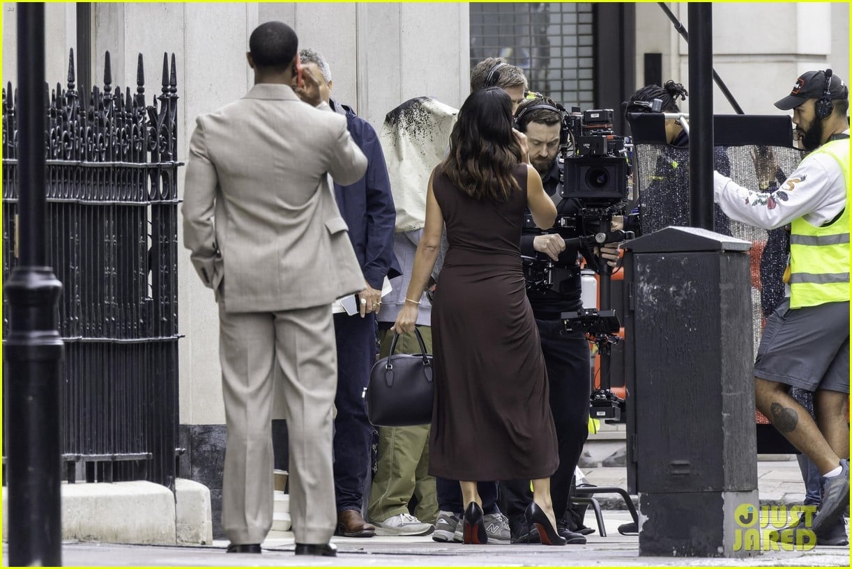 Michael B. Jordan Spotted Filming 'Thomas Crown Affair' Movie with ...