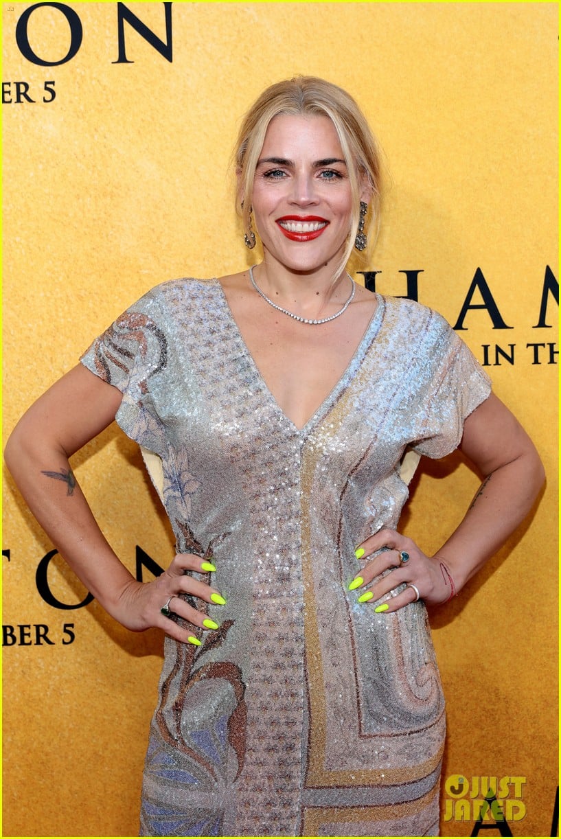 Michelle Williams Brings BFF Busy Philipps to Support Husband Thomas ...