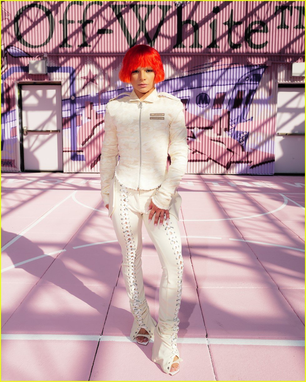 'Love Island USA' Star Olandria Carthen Makes Runway Debut In Sergio ...