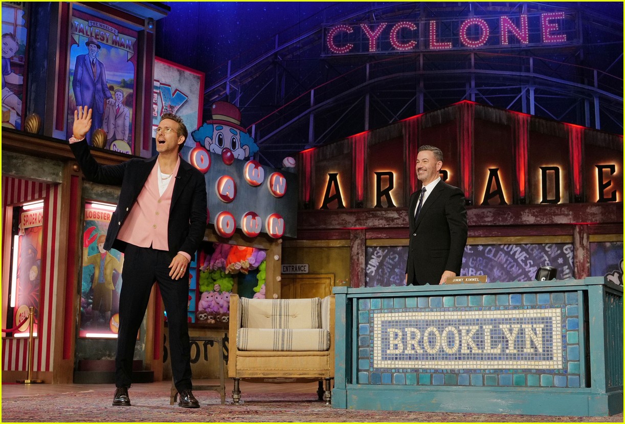 Ryan Reynolds Explains Why He & Blake Lively Wish They Lived in ...