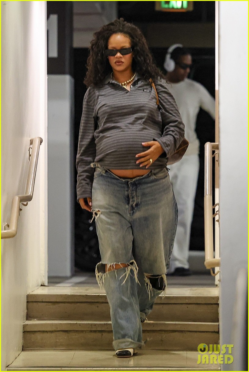 Rihanna Cradles Pregnant Belly While Running Errands with A$AP Rocky in ...