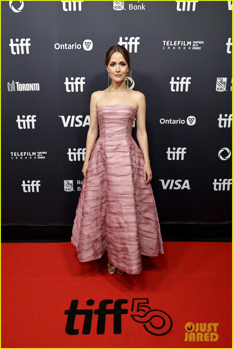 Rose Byrne Goes Pretty in Pink for 'If I Had Legs I'd Kick You ...