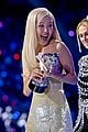 Rosé Accepts Song of the Year Award at MTV VMAs 2025, Thanks BLACKPINK ...