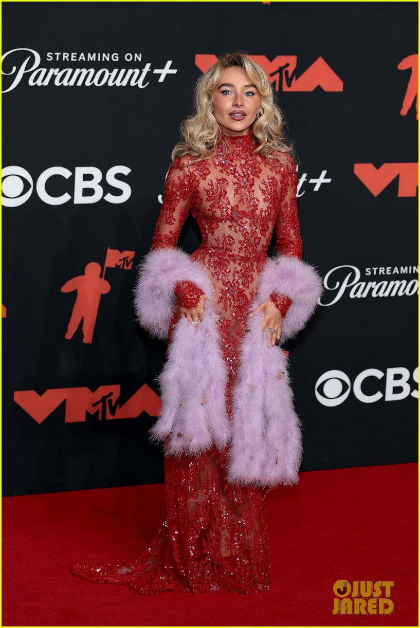 Sabrina Carpenter Is Red Hot in Sheer Dress on MTV VMAs 2025 Red Carpet!: Photo 5198732 | Photos ...