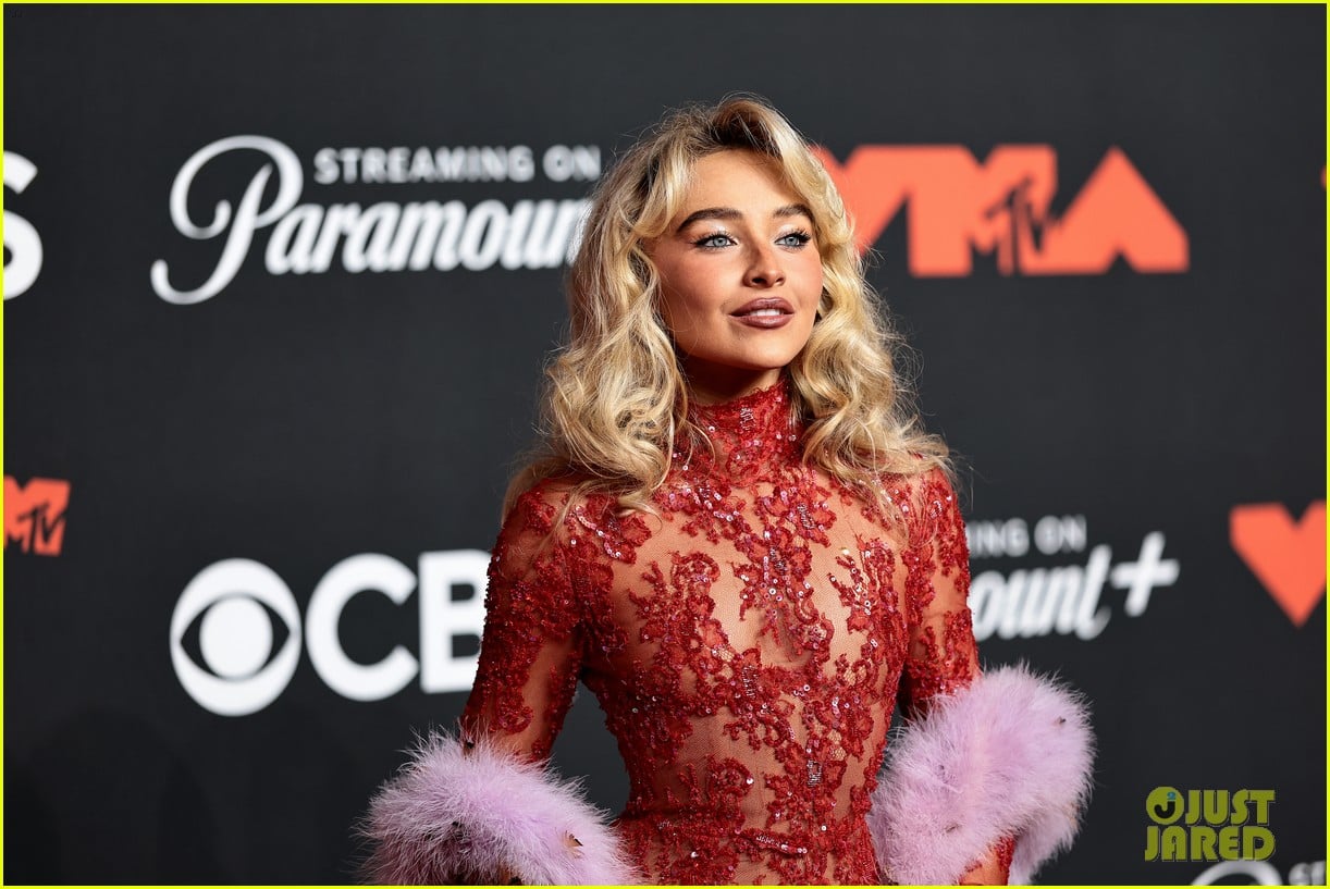 Sabrina Carpenter Is Red Hot in Sheer Dress on MTV VMAs 2025 Red Carpet!: Photo 5198755 | Photos ...