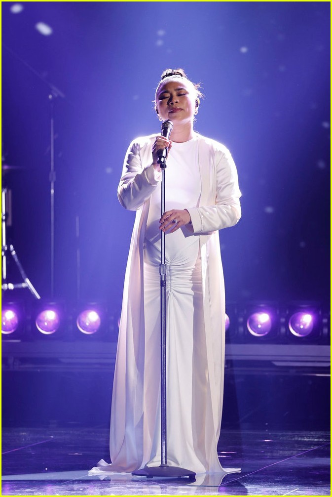 Pregnant Jessica Sanchez Wows on 'America's Got Talent' Finale with ...