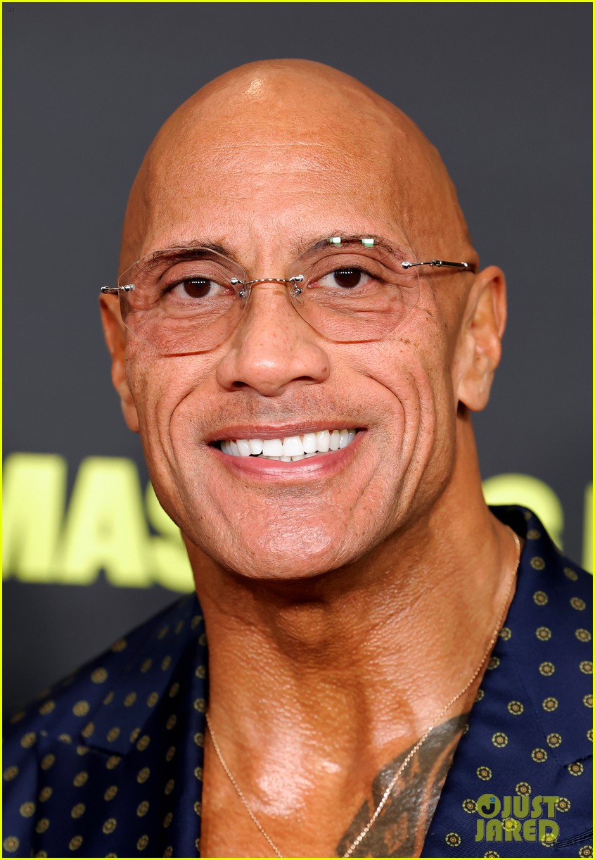 Dwayne Johnson Suits Up Alongside Red Hot Emily Blunt at 'Smashing ...