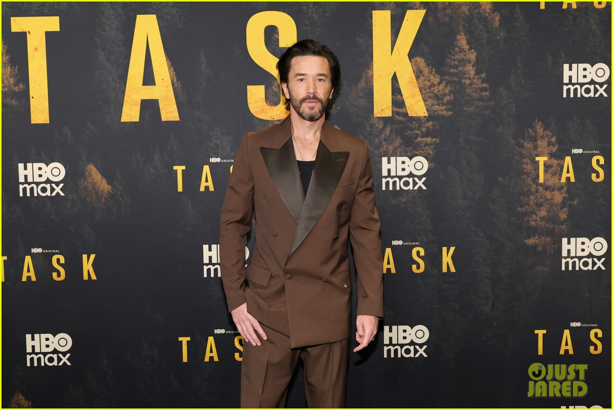 Mark Ruffalo & Tom Pelphrey Step Out for 'Task' Premiere in NYC!: Photo ...