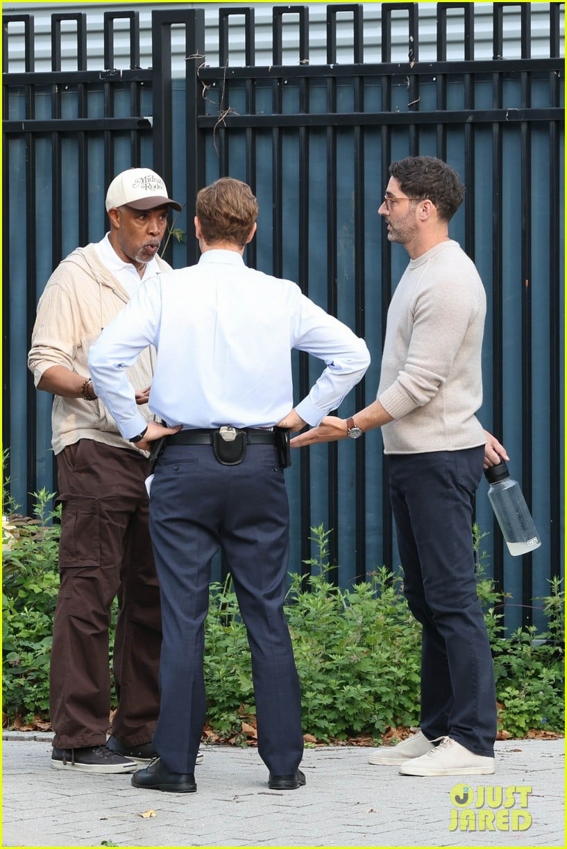 Tom Ellis & Nick Gehlfuss Film 'CIA' Scenes With an Ice Cream Truck for 'FBI' Spinoff: Photo ...