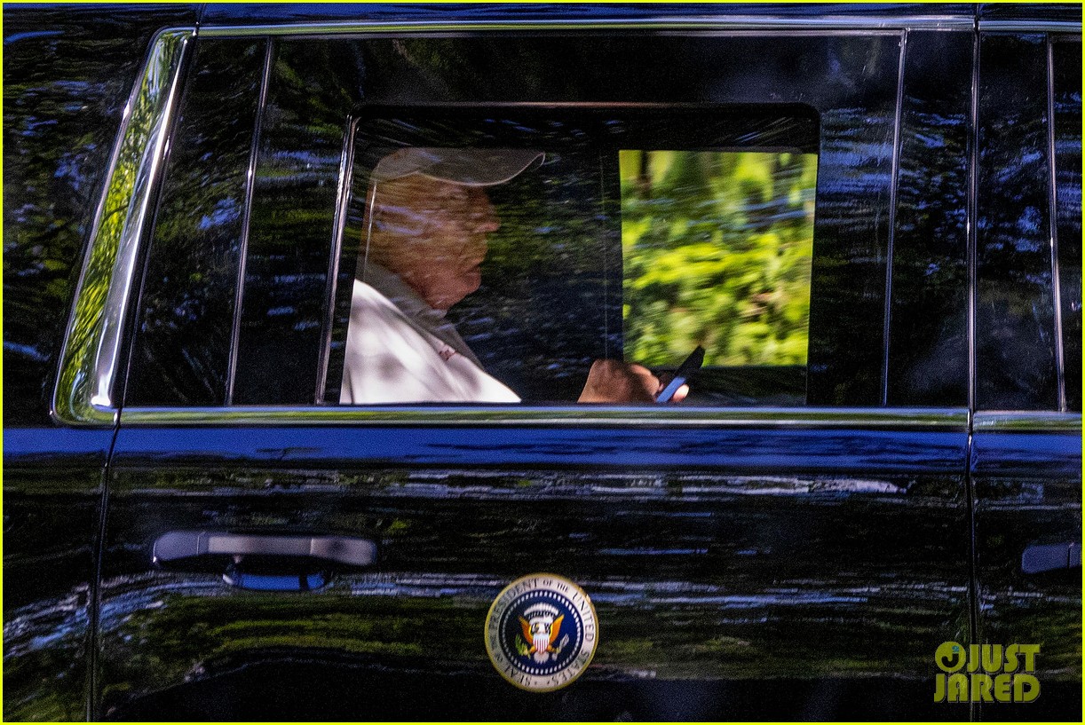 See the Photos of Donald Trump Taken Over Labor Day Weekend Amid Rumors ...