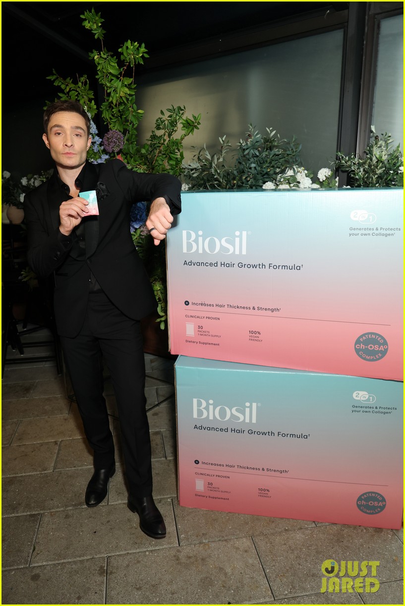 Ed Westwick & Kelly Rutherford Have 'Gossip Girl' Reunion at Biosil's ...
