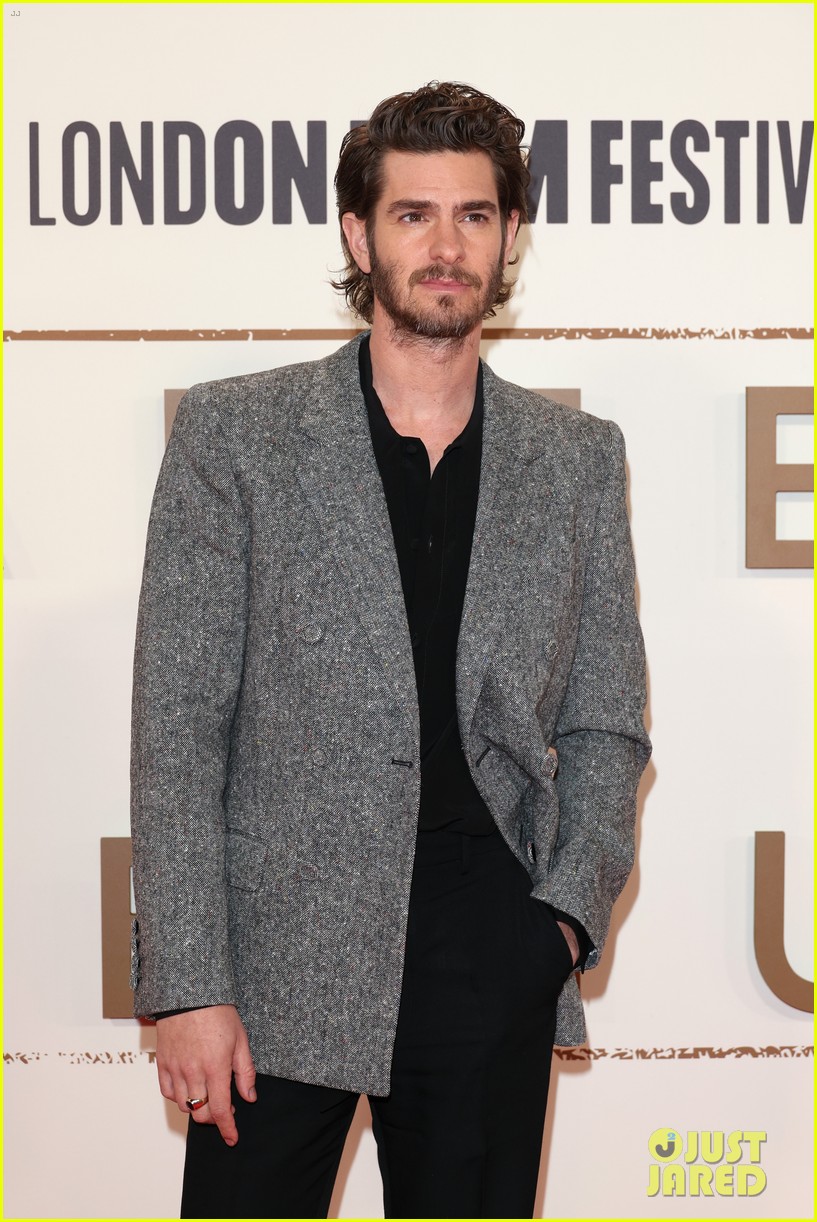 Julia Roberts, Andrew Garfield, & Ayo Edebiri Attend 'After the Hunt ...