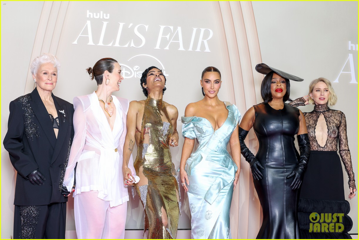 Kim Kardashian & Her 'All's Fair' Co-Stars Bring Their Fashion A-Game ...